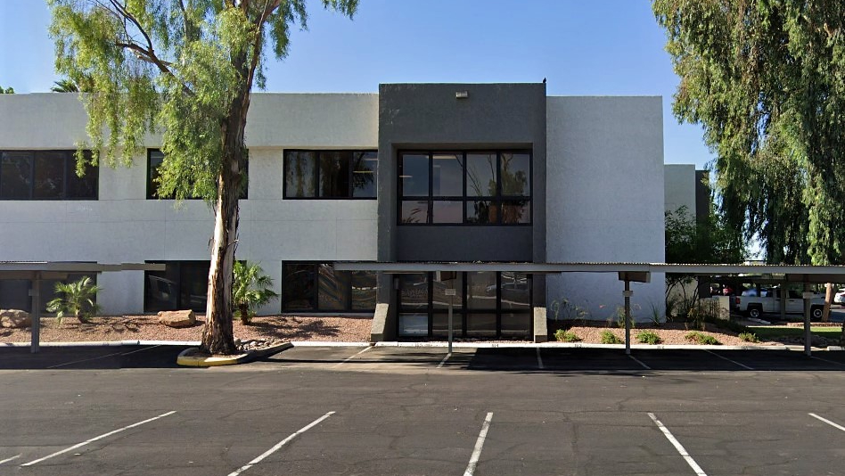 Crossroads Phoenix in Phoenix, AZ | Addictions.com