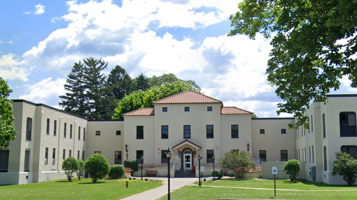 Alcohol & Drug Rehabs in Rochester, New York