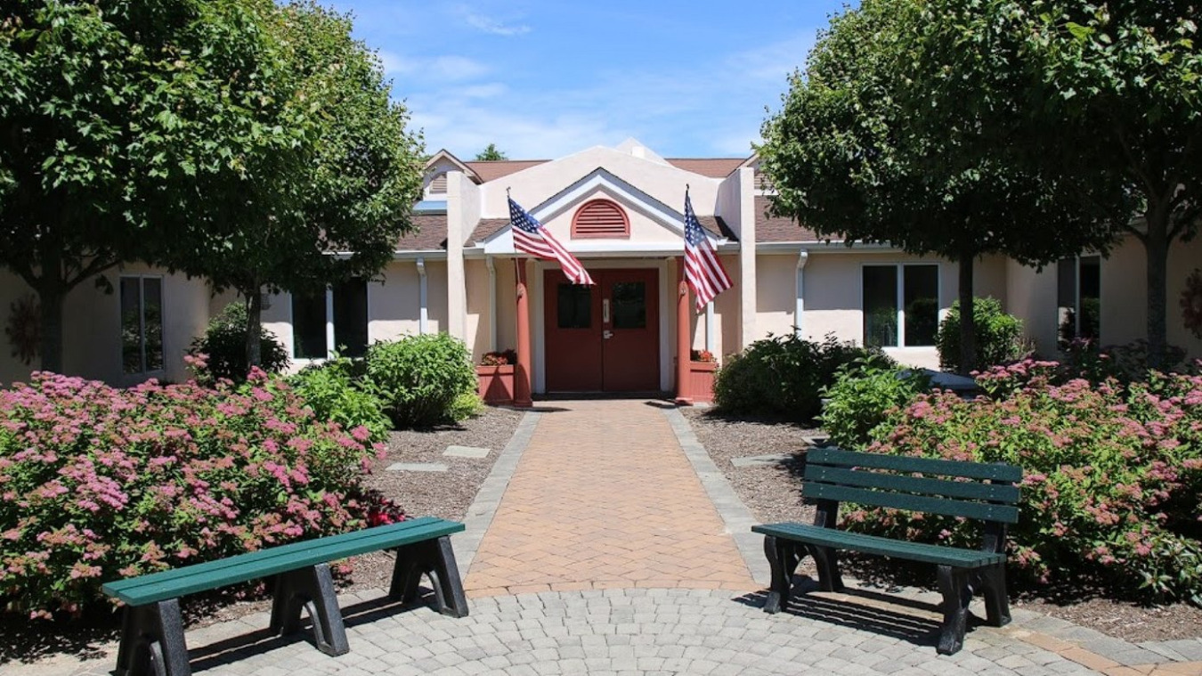 Seafield Center – Inpatient Rehab in Westhampton Beach, NY | Addictions.com