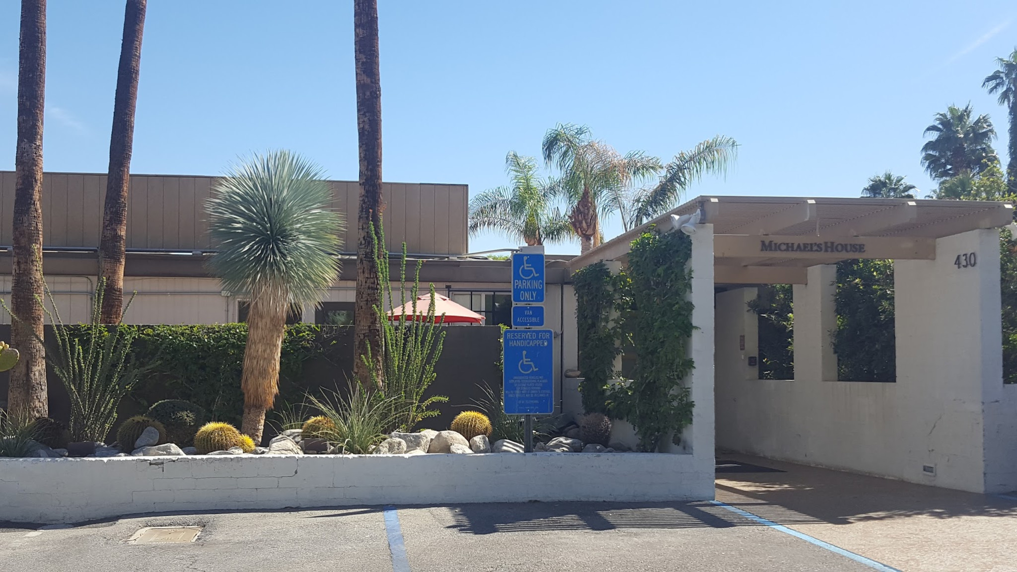 Alcohol & Drug Rehabs in Palm Springs, California