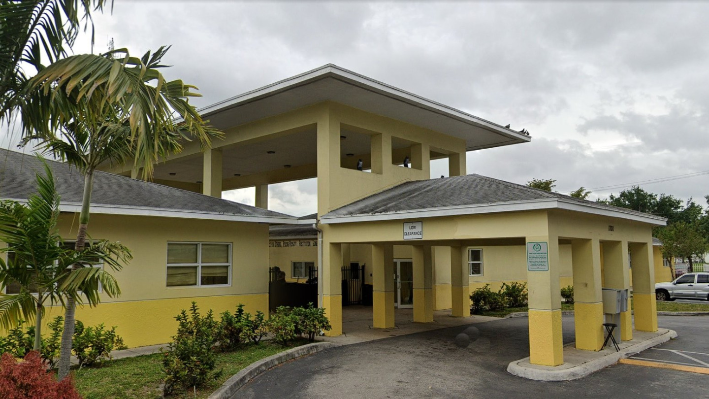 Top 15 Deerfield Beach, FL Drug & Alcohol Rehab Centers 2025
