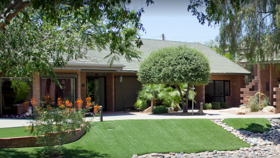 Crossroads Phoenix in Phoenix, AZ | Addictions.com