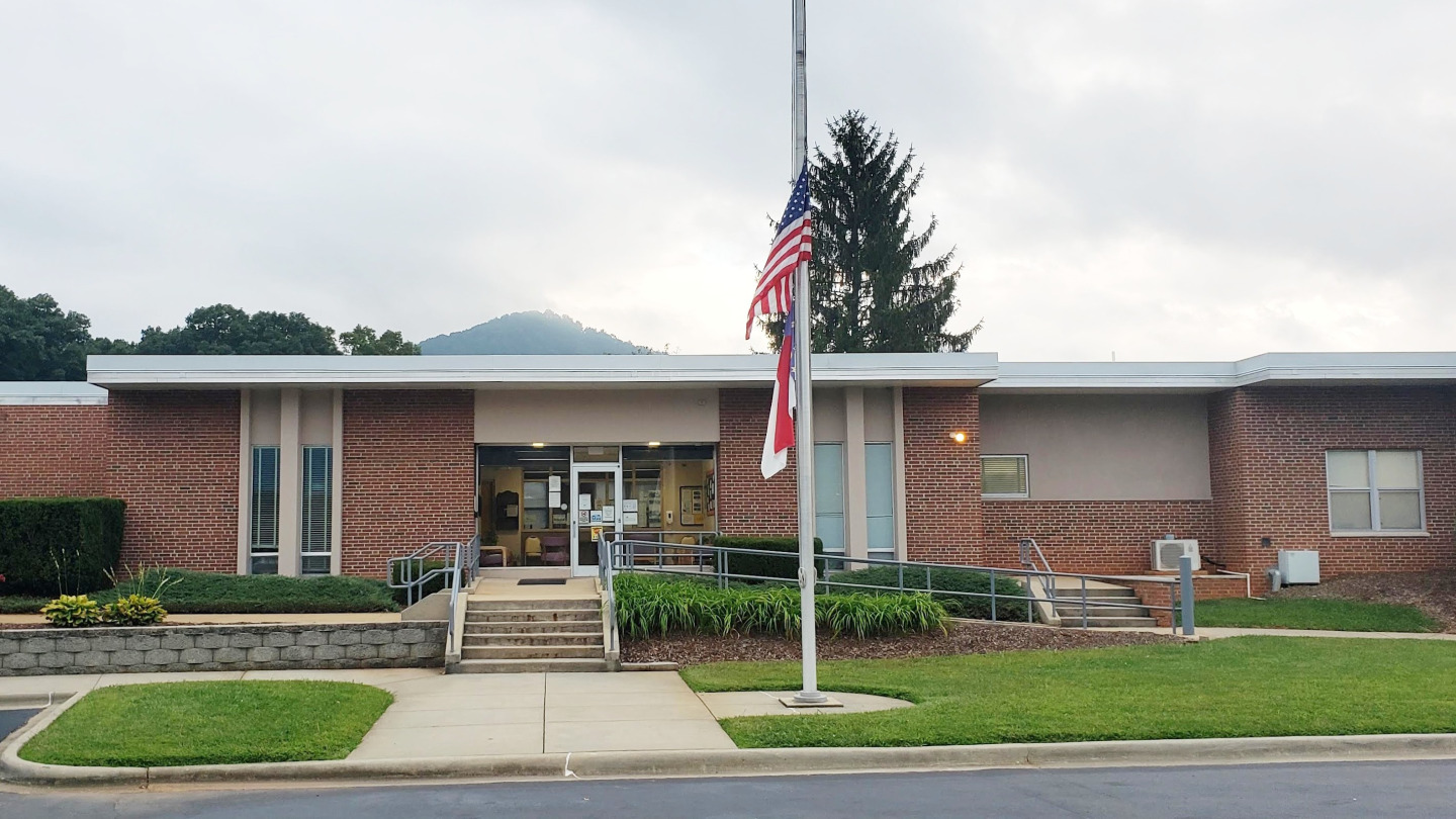 Alcohol & Drug Rehabs in Black Mountain, North Carolina