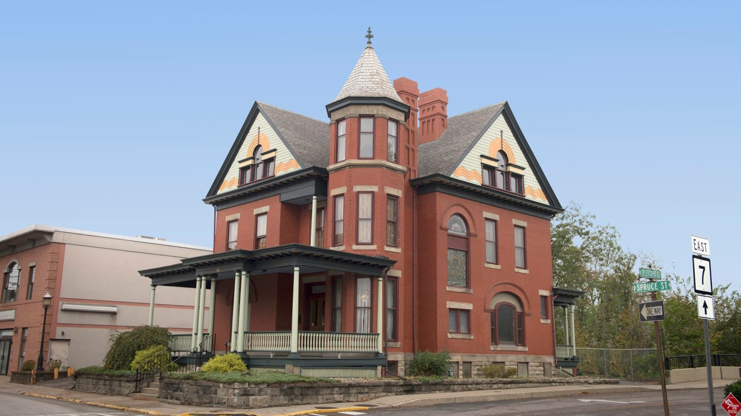 WVU Chestnut Ridge Center in Morgantown, WV | Addictions.com